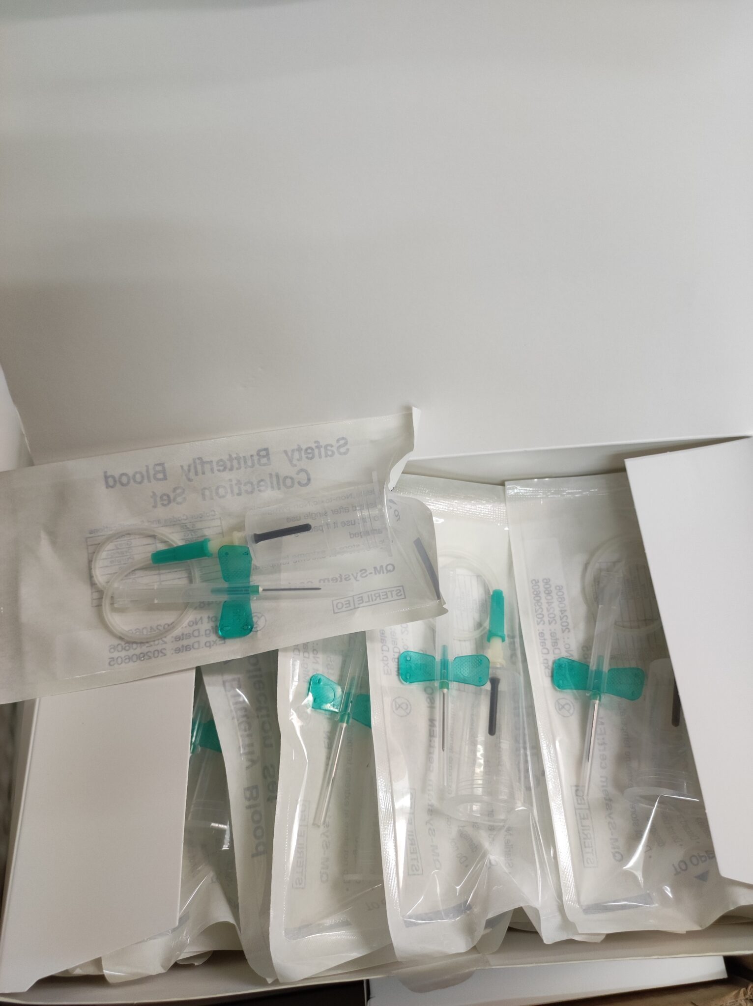 Safety Winged Butterfly Blood Collection Set - Safety & Reliable